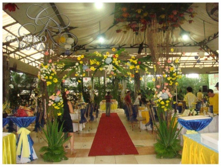 Phoenix Avenue – Gazebo Royale